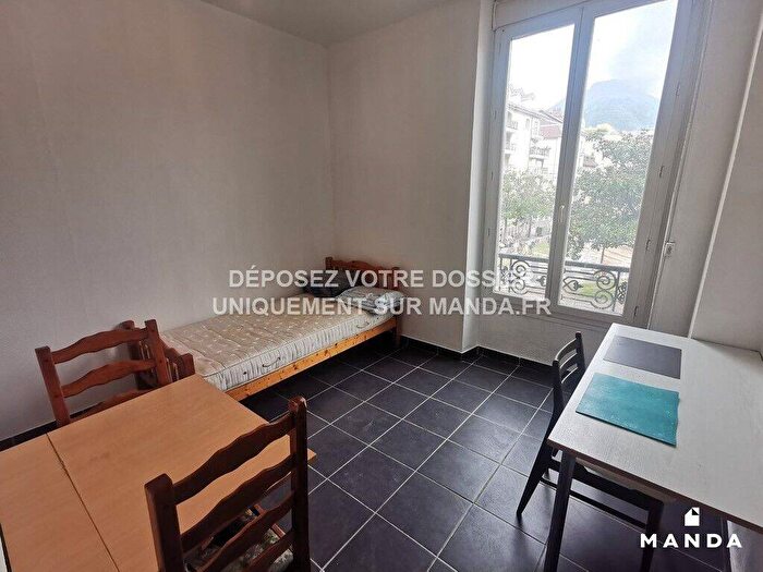 Appartement à louer - Berriat-Ampere, Grenoble - 1 pièce
