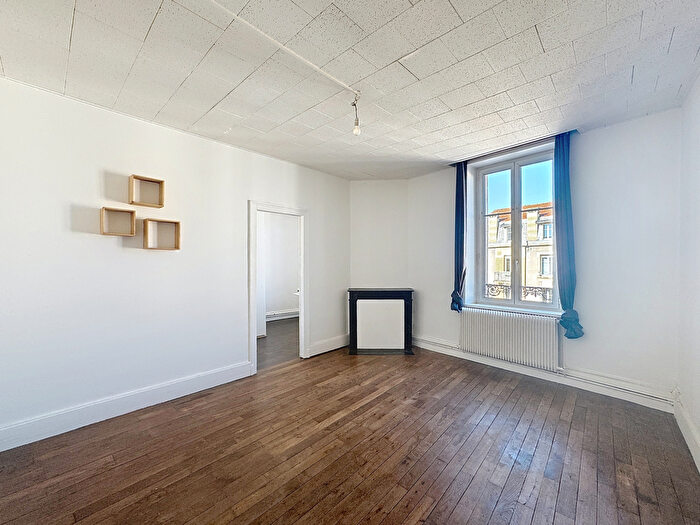 Appartement à vendre - Villers-lès-Nancy, Placieux, Mairie - 3 pièces - 2 chambres