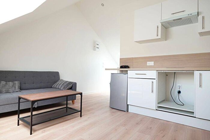 Appartement à louer - Saint Honoré-Jeanne dArc, Amiens - 1 pièce