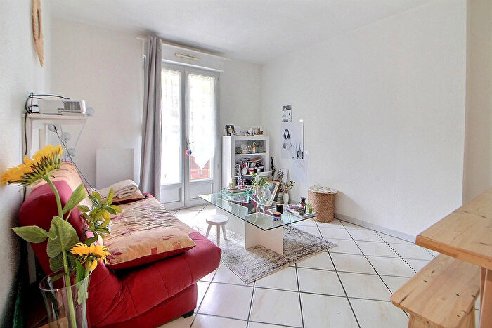 Appartement à vendre - Roanne, Faubourg Paris - 2 pièces - 1 chambre
