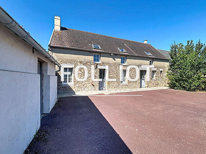 Maison 5 pièces à Créances, à louer