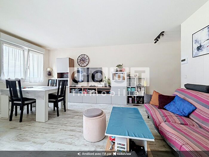 Courbevoie, Faubourg de l'Arche : Appartement 3 pièces à vendre