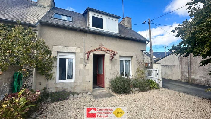 Le Vieux Bourg-La Lande Blanche-Plounez, Paimpol : Maison 4 pièces à louer
