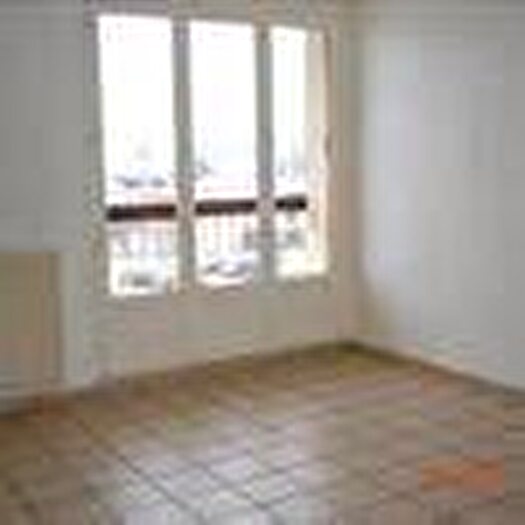 Appartement à louer - Pont-de-Chéruy - 3 pièces - 2 chambres