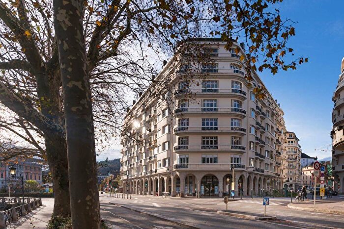 Appartement à louer - Galbert, Annecy - 3 pièces - 2 chambres