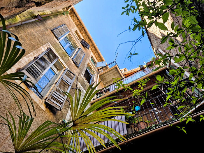 Pézenas : Maison 9 pièces à vendre