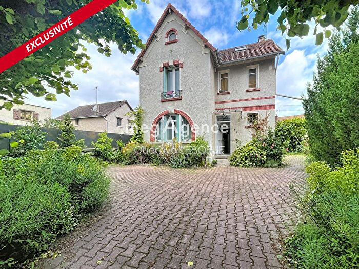 Porcheville : Maison 7 pièces à vendre