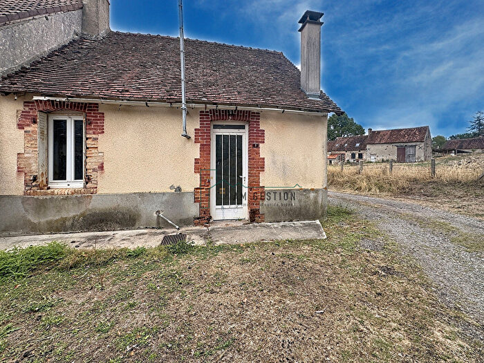 Lussac-les-Églises : Maison 2 pièces à vendre