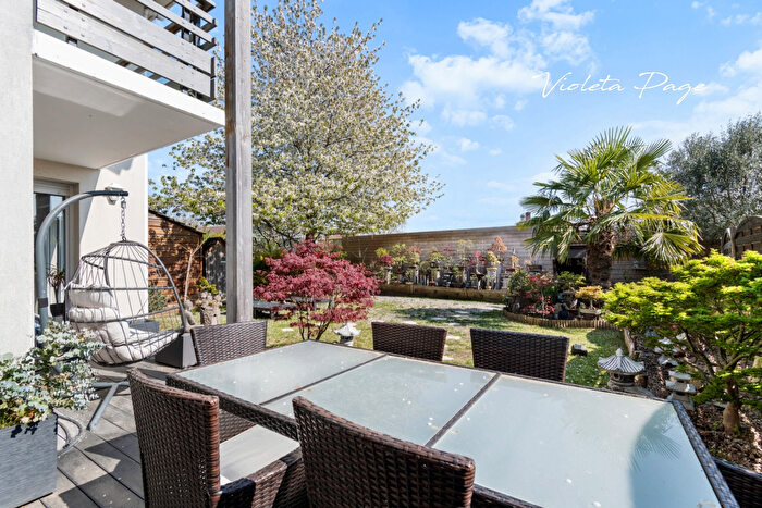 Maison à vendre - Achères, Chêne Feuillu - 7 pièces - 4 chambres