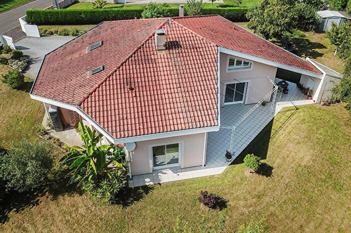 Maison à vendre - Hagetmau - 7 pièces - 5 chambres