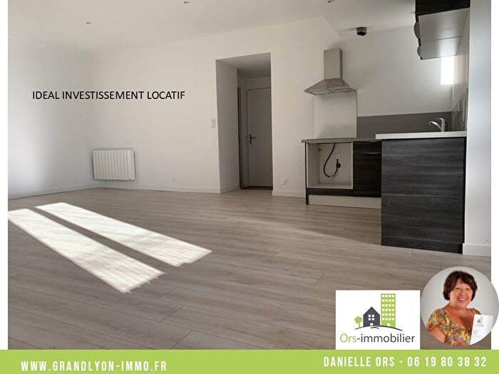 Appartement à vendre - Reventin-Vaugris - 3 pièces - 2 chambres