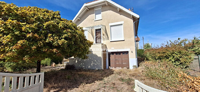 Maison 3 pièces à vendre à Rochechouart