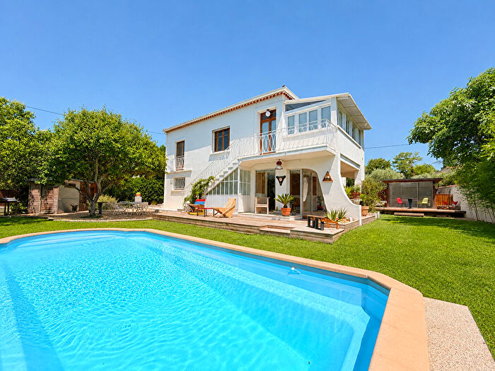 Maison 5 pièces à Saint-Cannat, à vendre