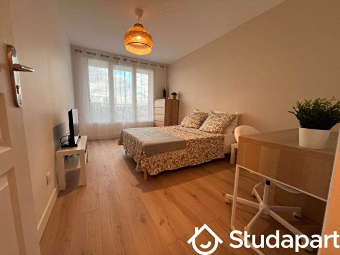 Appartement à louer - Fournier-Pasteur-Bac dAsnières, Clichy - 1 pièce - 4 chambres