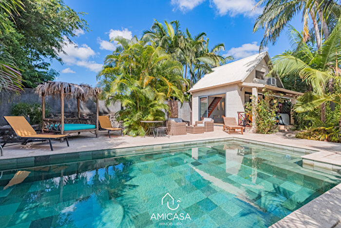 Maison à vendre - Saint-Pierre, Les Assises, Bois Noirs - 5 pièces - 4 chambres