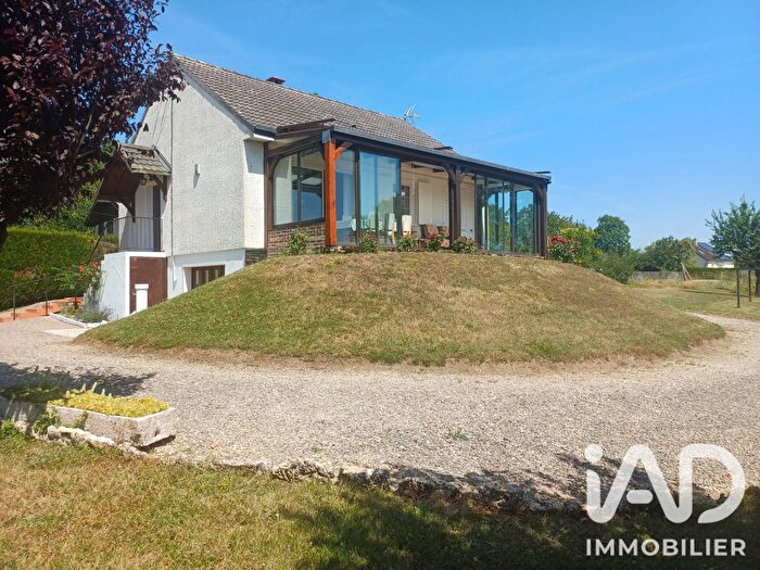 Clérey : Maison 3 pièces à vendre