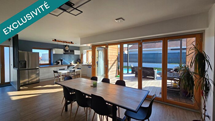 Maison à vendre - Charvieu-Chavagneux - 5 pièces - 4 chambres