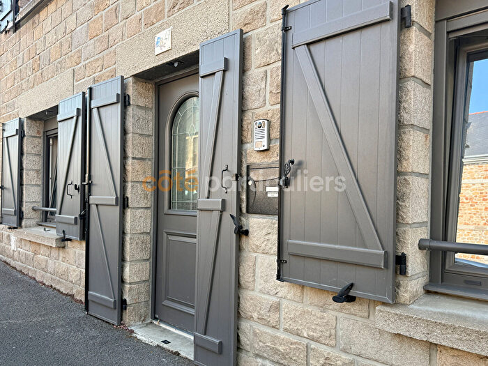 Maison 7 pièces à vendre à Pontorson