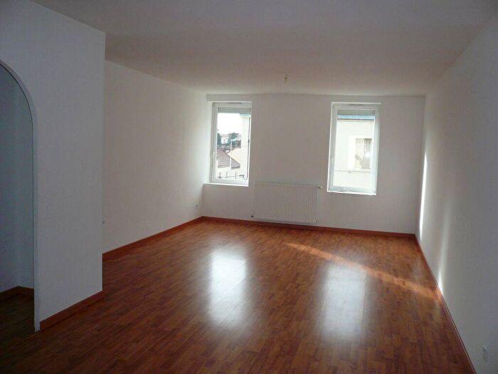 Appartement 3 pièces à Foch, Le Creusot, à louer