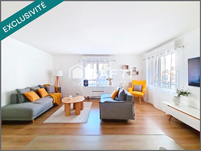 Appartement à vendre - Courbevoie, Faubourg de lArche - 3 pièces - 2 chambres