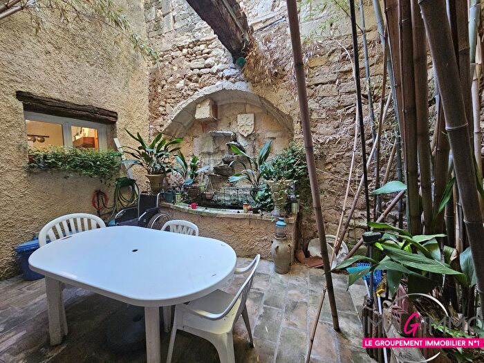 Maisons à vendre et appartements à louer - 1