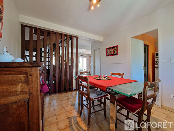 Maison 6 pièces à Feyzin, à vendre