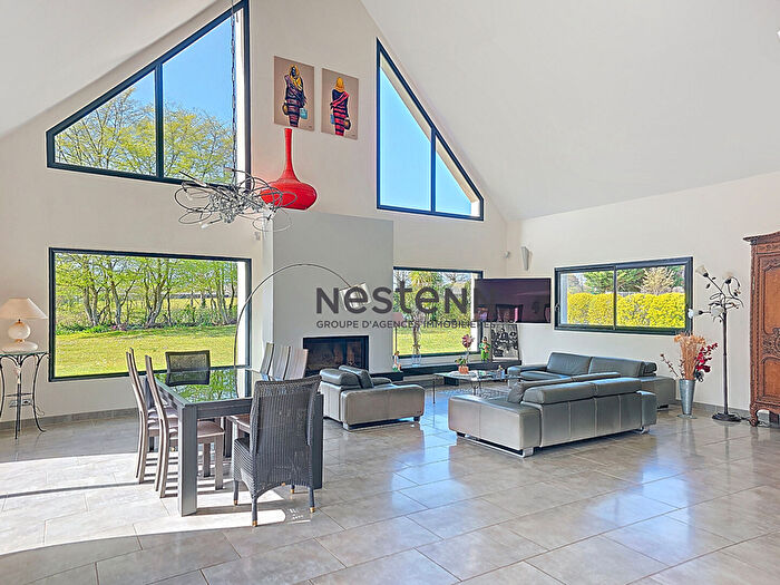 Maison 7 pièces à vendre à Biéville-Beuville
