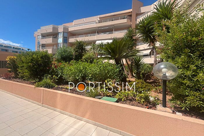 Appartement à vendre - Cagnes-sur-Mer, Centre-ville - 2 pièces - 1 chambre