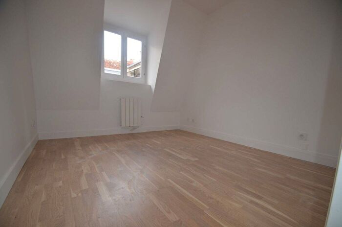 Appartement à louer - Gros Caillou, Paris ème arrondissement - 2 pièces - 1 chambre