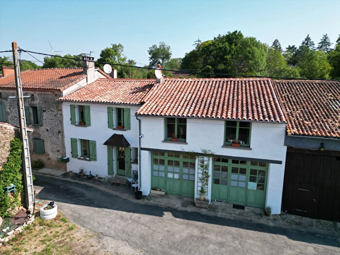 Maison 8 pièces à vendre à Droux