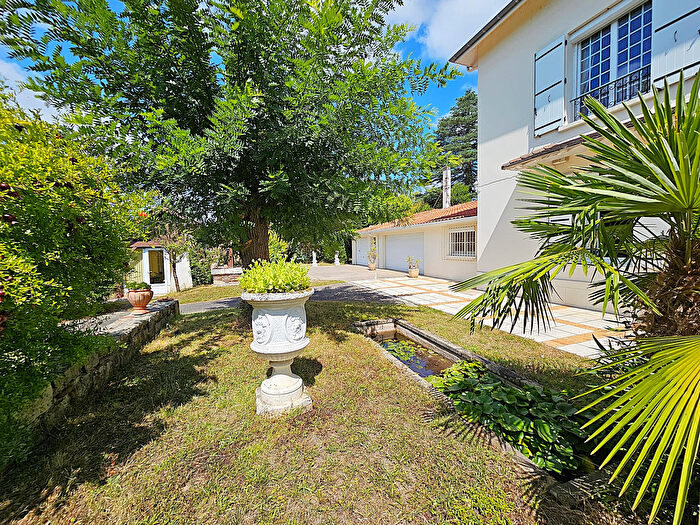 Maison 8 pièces à vendre à Villeneuve-sur-Lot, Sainte-Catherine