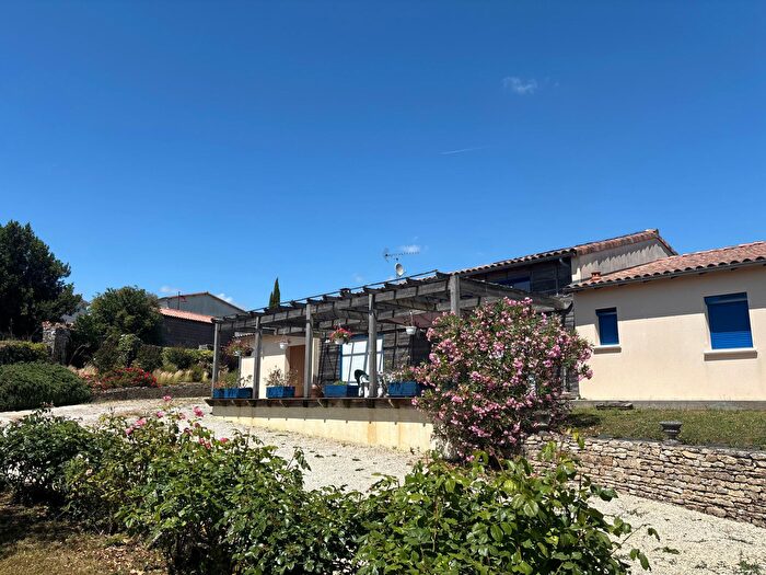 Maison à vendre - Échiré - 5 pièces - 3 chambres