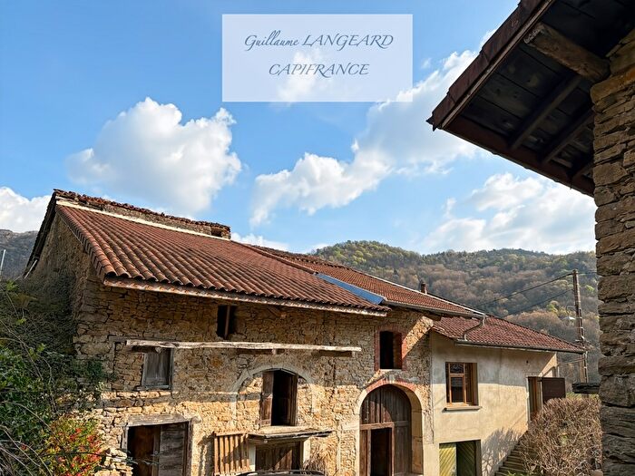 Maison 8 pièces à vendre à Bolozon