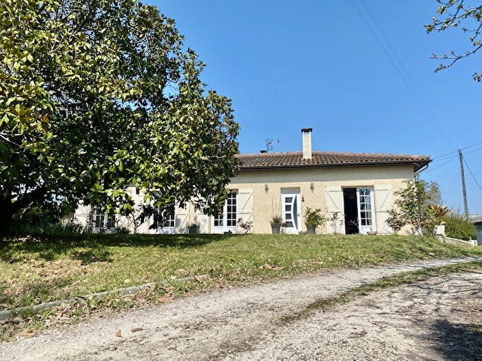 Maison à vendre - Fleurance - 6 pièces - 4 chambres