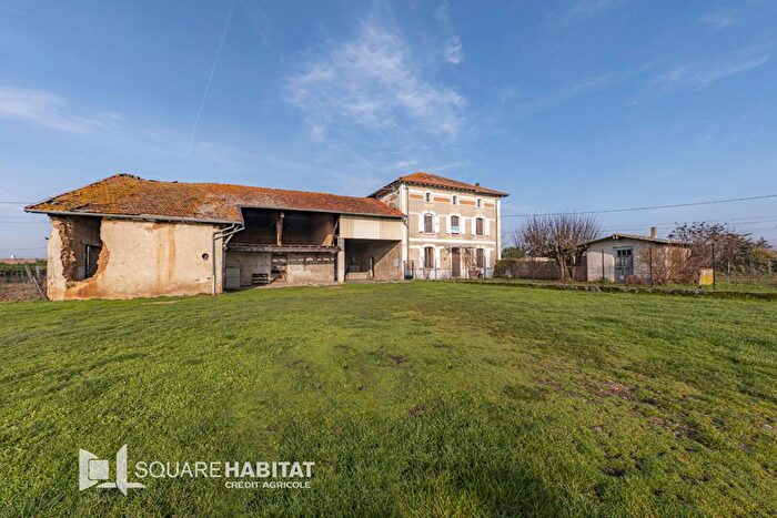 Maison à vendre - Lapeyrouse-Mornay - 6 pièces - 3 chambres