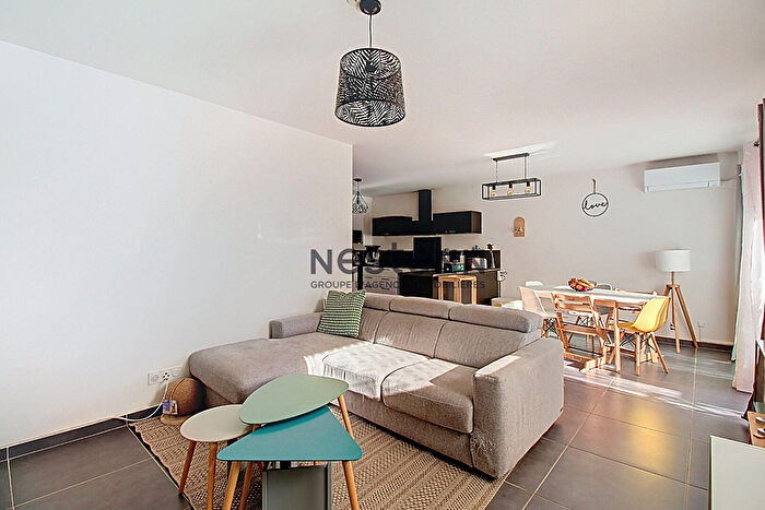 Appartement à vendre - Vitrolles - 4 pièces - 3 chambres