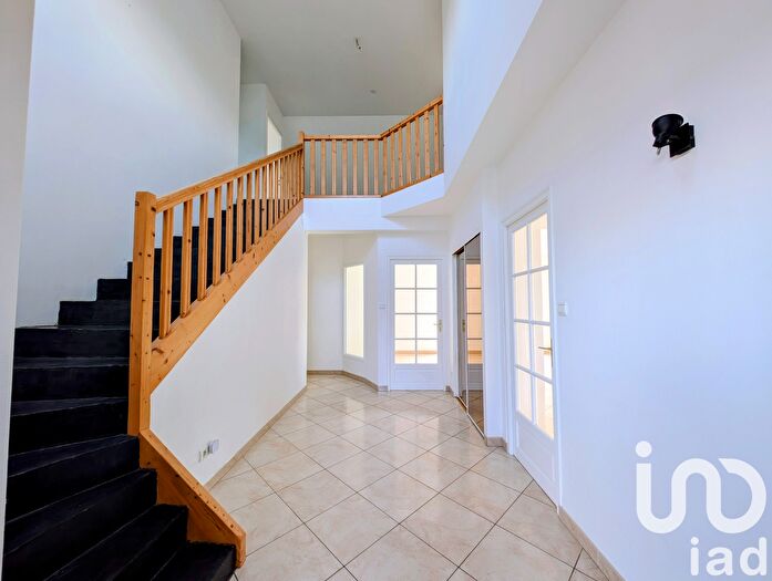 Maison à vendre - Châteaugiron - 6 pièces - 5 chambres