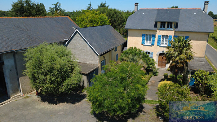 Maison 8 pièces à vendre à Ger