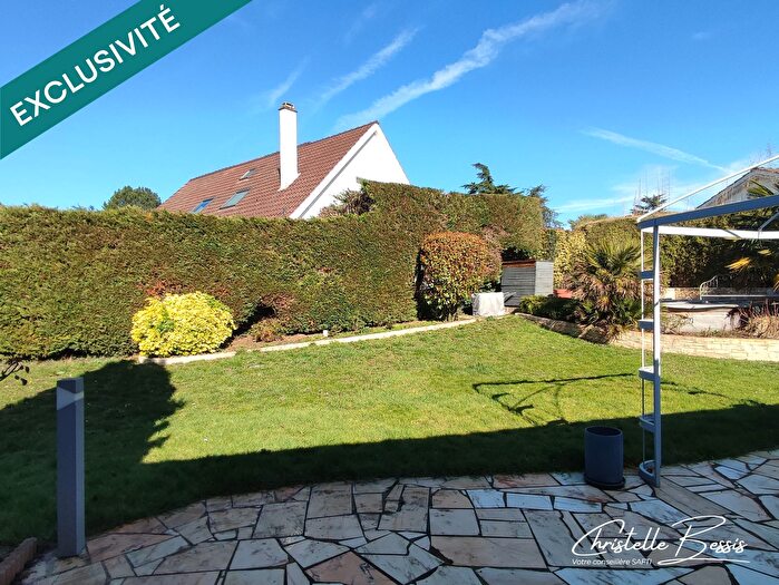 Maison à vendre - Santeny - 6 pièces - 4 chambres