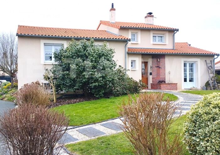 Maison à vendre - Le Marillais - 5 pièces - 3 chambres