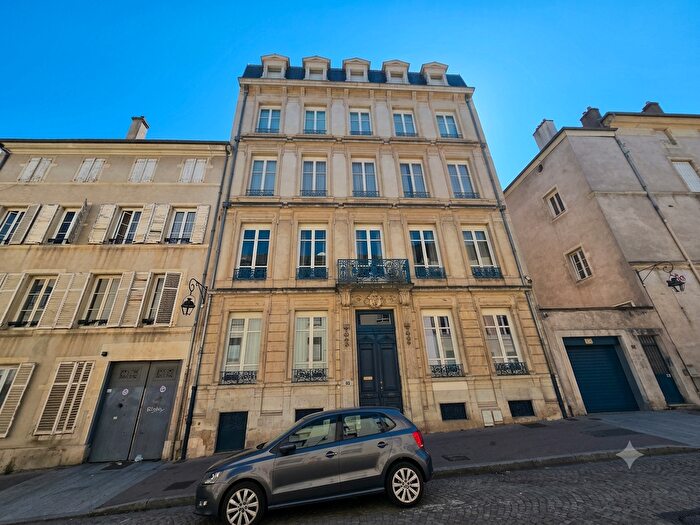 Nancy, Ville vieille, Léopold : Appartement 1 pièce à vendre