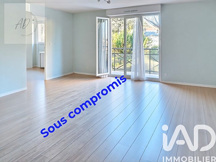 Appartement à vendre - Thiais, Clury, Victor Hugo - 2 pièces - 1 chambre