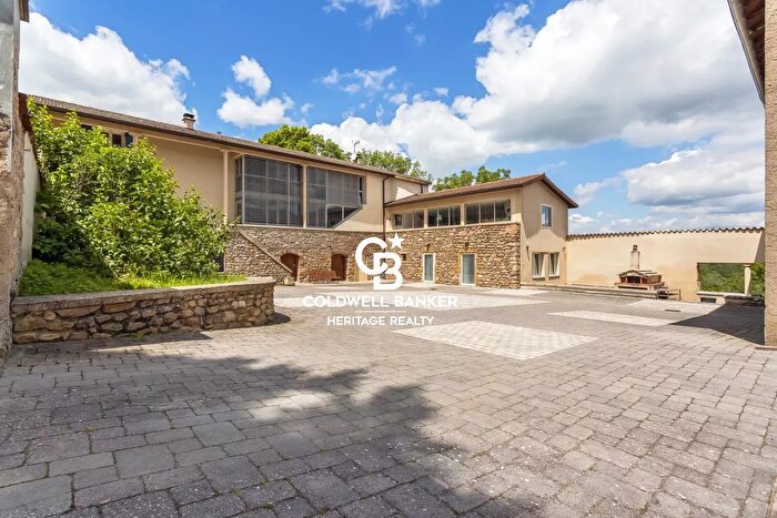 Maison 8 pièces à vendre - Sainte-Consorce