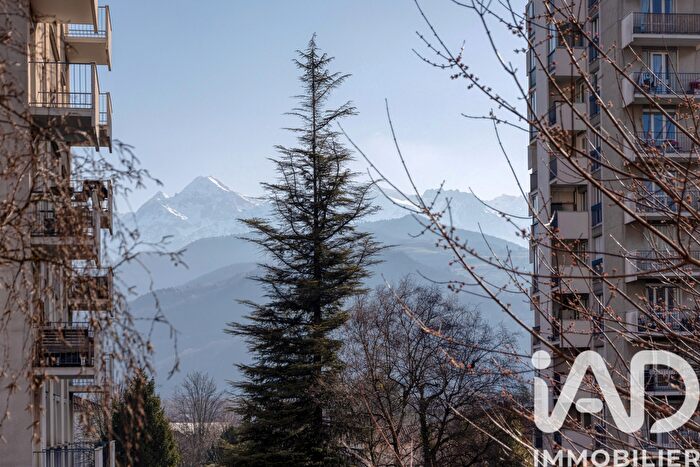 Appartement à vendre - Saint-Martin-dHères, Croizat - 5 pièces - 3 chambres