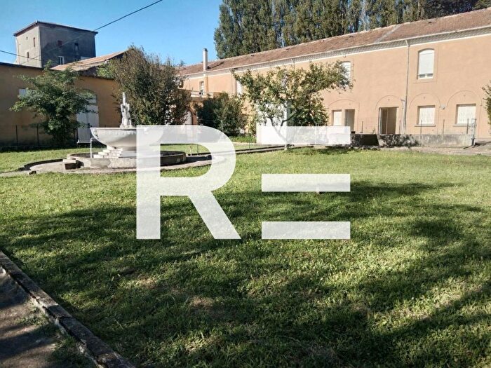 Maison à vendre - Saint-Ambroix - 14 pièces - 8 chambres