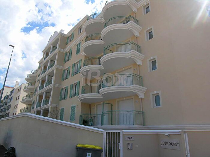 Appartement à louer - Toulon, Bon Rencontre - 2 pièces - 1 chambre