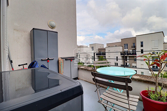 Stains, Le Vieux Stains : Appartement 3 pièces à vendre
