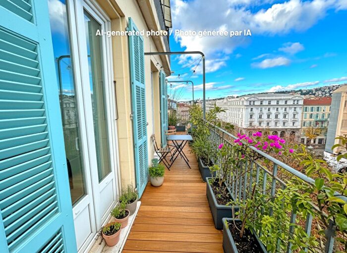 Appartement à vendre - Nice, Centre-ville - 2 pièces - 1 chambre