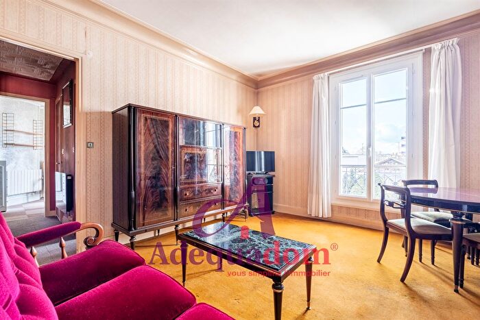 Appartement à vendre - Asnières-sur-Seine, Centre-ville - 3 pièces - 2 chambres