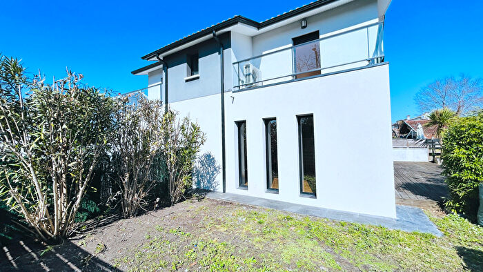 Maison à vendre - Cestas, Gazinet, Bouzet - 6 pièces - 4 chambres